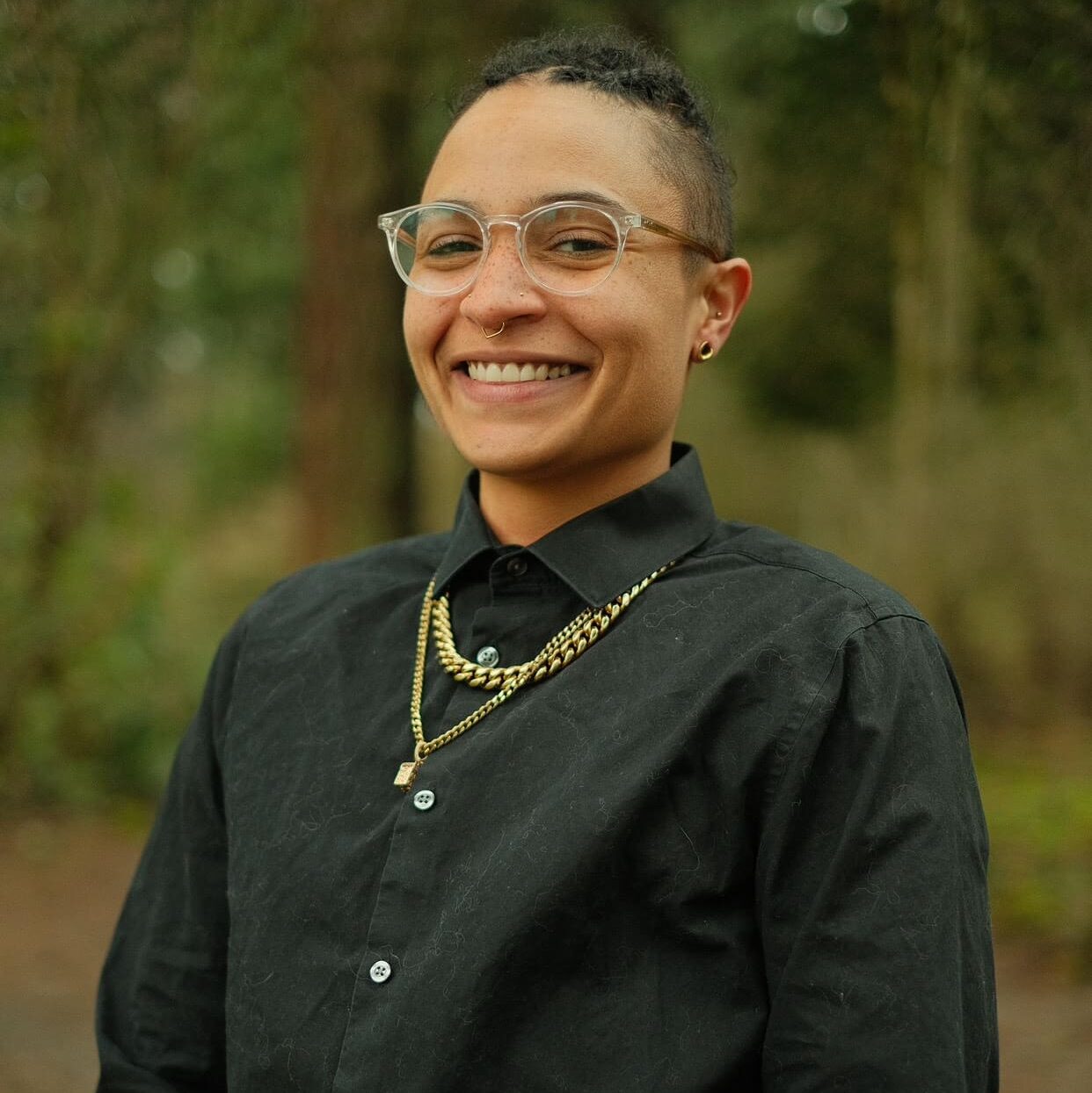 Rae Davis - Bag&Baggage Productions